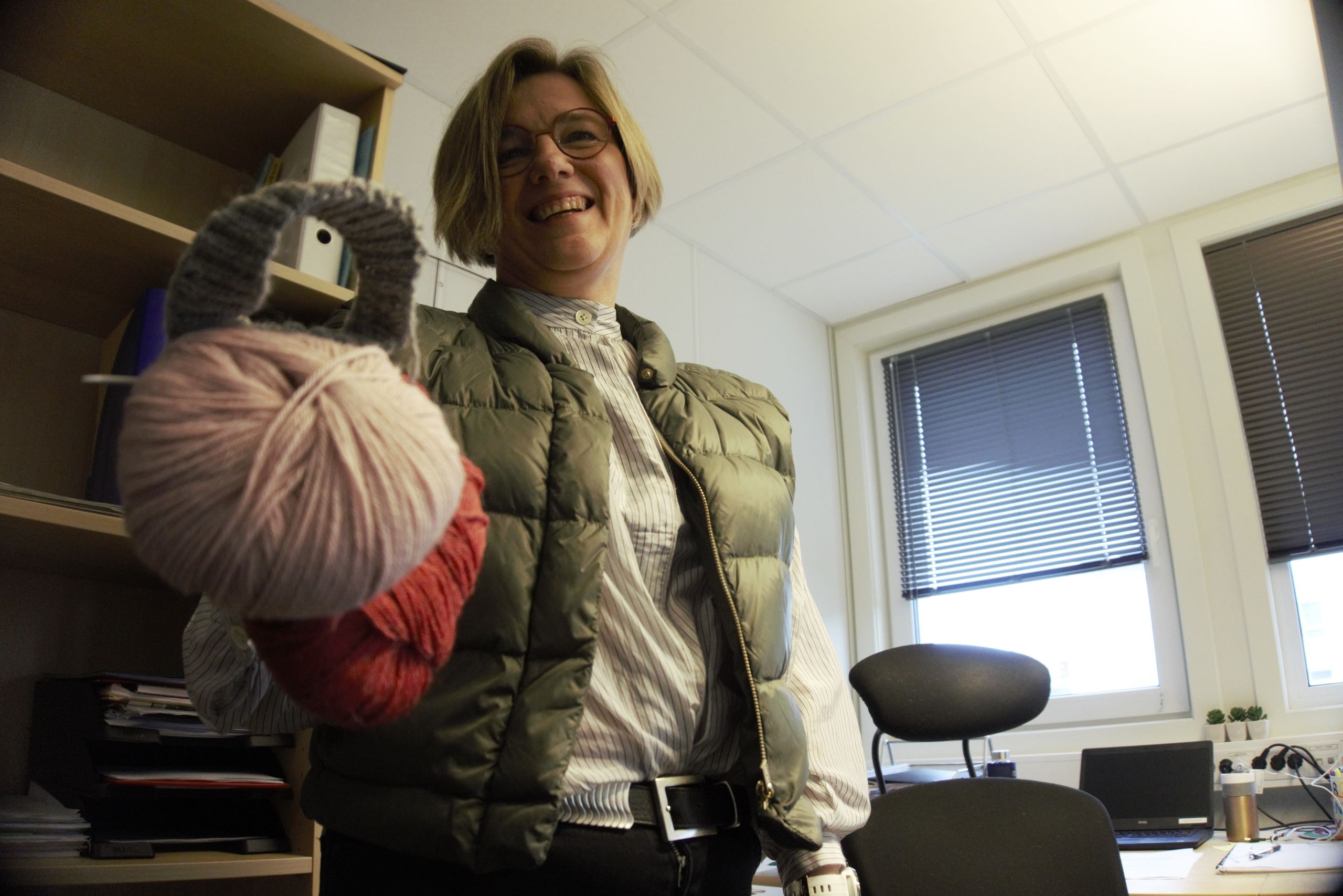 MENNESKET BAK KJEDET