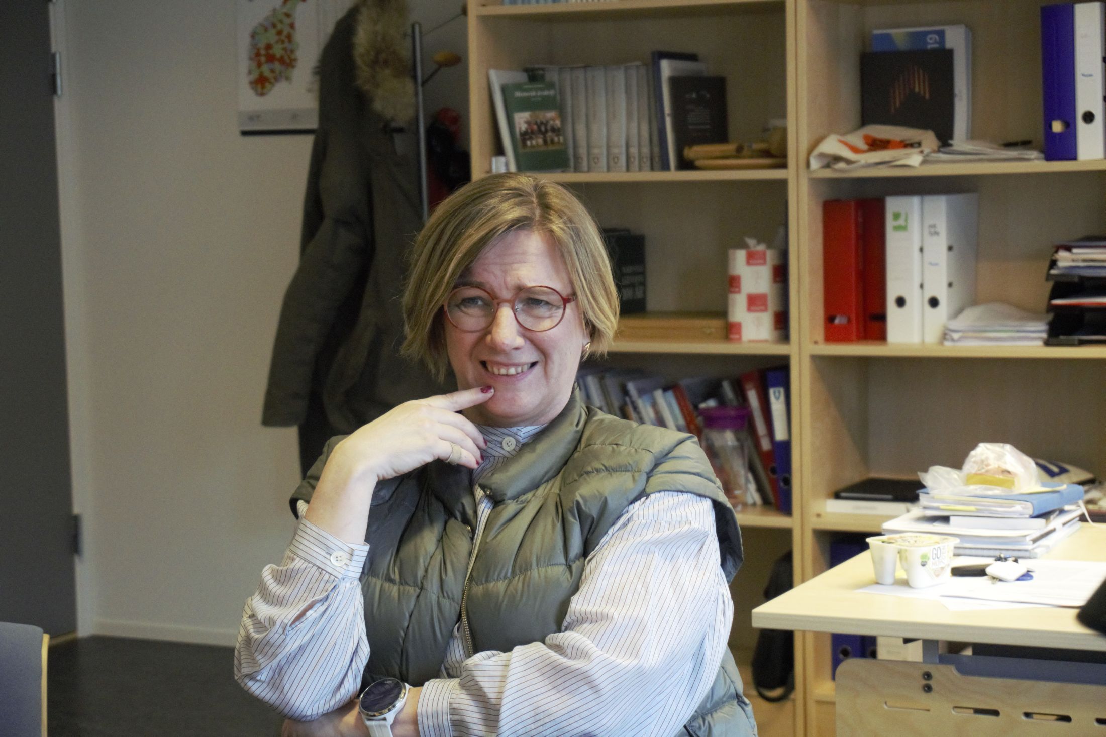 MENNESKET BAK KJEDET